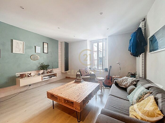 Appartement à vendre - Quartiers Centre, Saint-Hélier, Gare - 2 pièces - 1 chambre