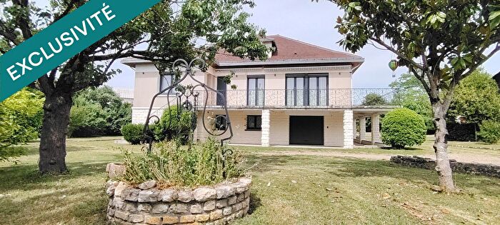Châtellerault, Centre-ville - Maison 8 pièces à vendre