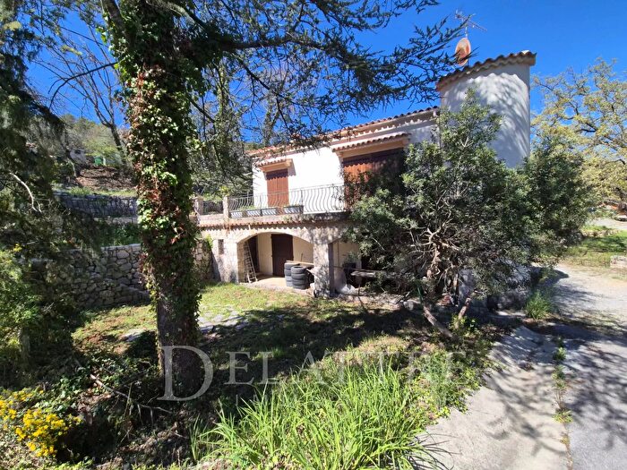 Maison à vendre - Le Rouret - 4 pièces - 3 chambres