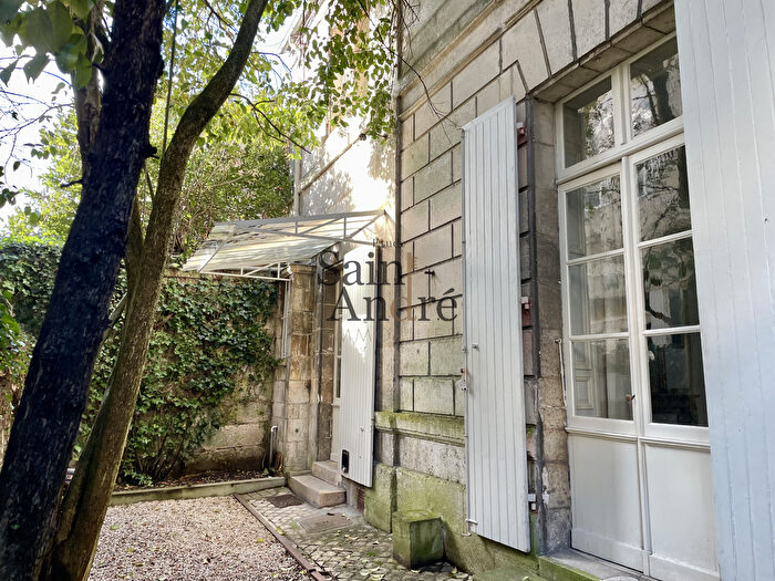 Maison à vendre - Angoulême, Centre-ville - 8 pièces - 5 chambres