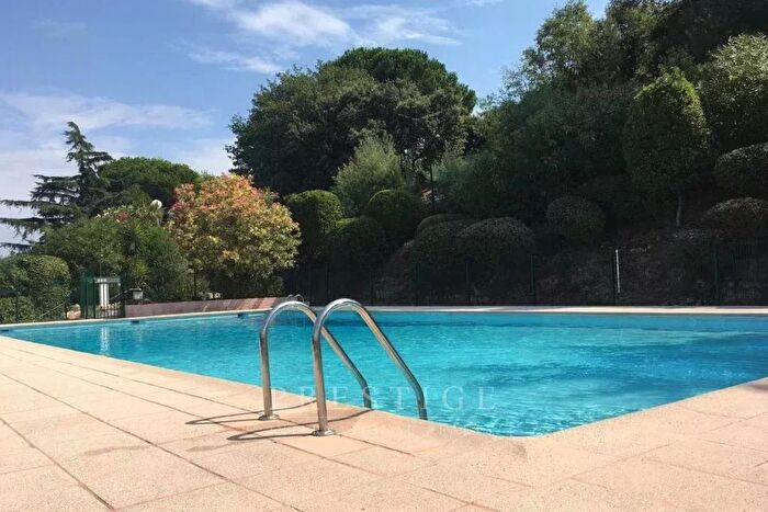 Vallauris, Puadon, Plateau de Bernis, Super Cannes, Le Maure : Appartement 3 pièces à vendre