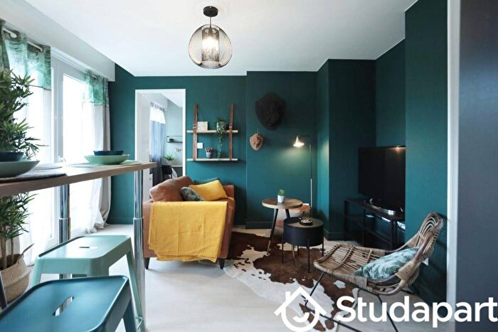 Appartement à louer - Saint-Cyprien, Toulouse - 1 pièce - 1 chambre