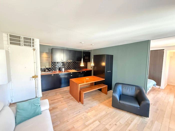 Dupleix-Motte Picquet, Paris 15ème arrondissement : Appartement 2 pièces à louer
