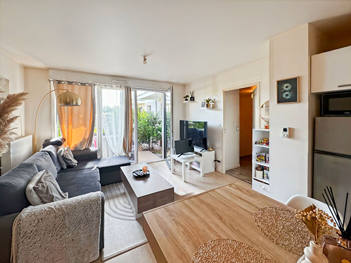 Appartement 3 pièces à Ifs, à louer