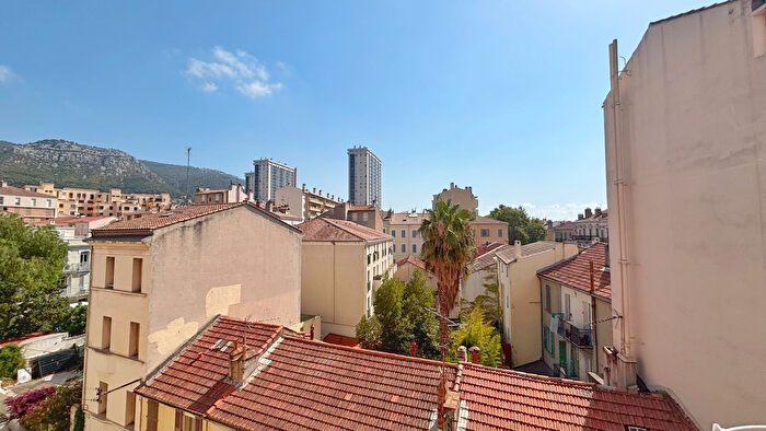 Toulon, Champs-de-Mars : Appartement 2 pièces à vendre