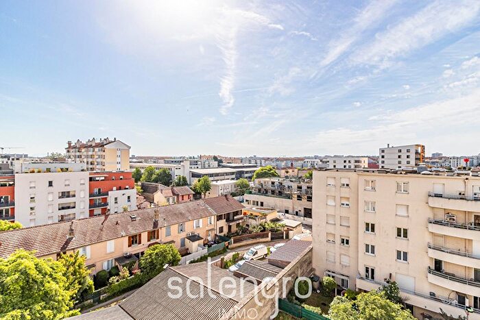 Villeurbanne, Croix Luizet : Appartement 1 pièce à vendre