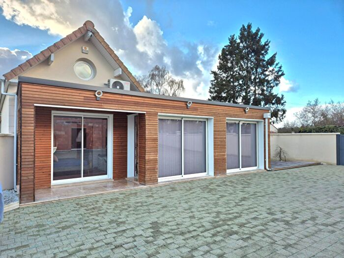 Maison 4 pièces à Bennecourt, à vendre