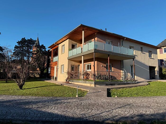 Maison à vendre - Saint-Christophe-Vallon - 6 pièces - 3 chambres