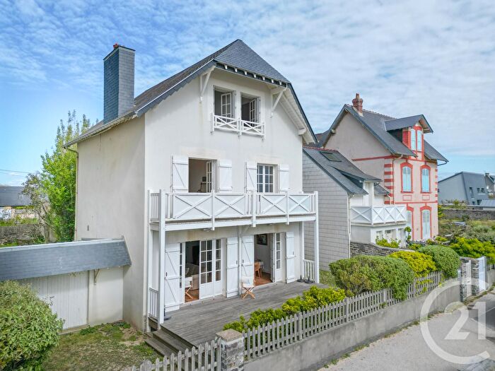 Barneville-Carteret : Maison 6 pièces à vendre