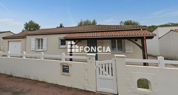 Maison à vendre - Vergeroux - 4 pièces - 2 chambres