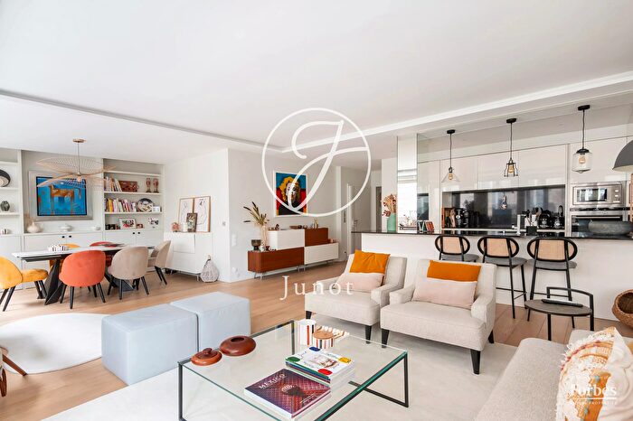 Appartement 5 pièces à vendre à Paris 16ème, Muette-Nord, Trocadéro