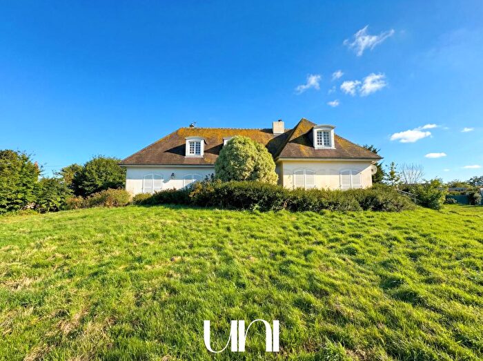 Maison à vendre - Lion-sur-Mer - 8 pièces - 7 chambres