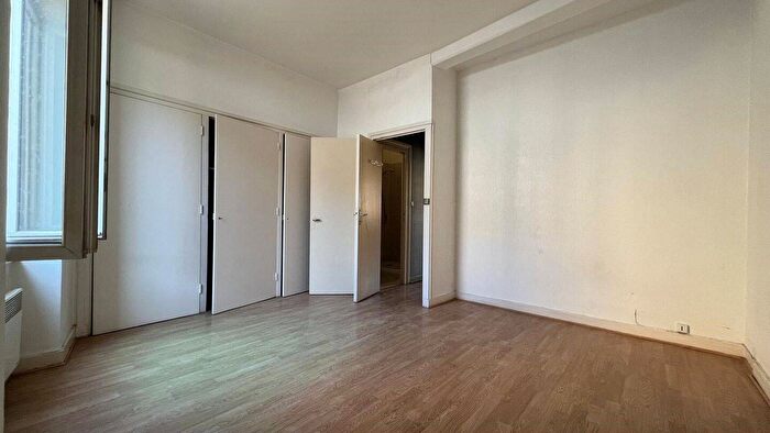 Appartement à louer - Tarare - 2 pièces - 1 chambre