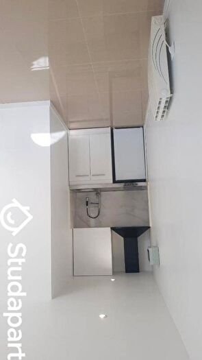 Appartement à louer - Centre Ville-Bouviers, Guyancourt - 1 pièce - 1 chambre