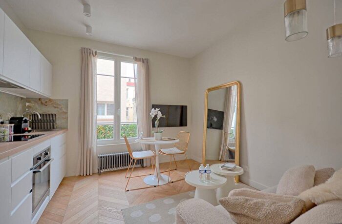 Appartement à louer - Silly-Gallieni, Boulogne-Billancourt - 2 pièces - 1 chambre