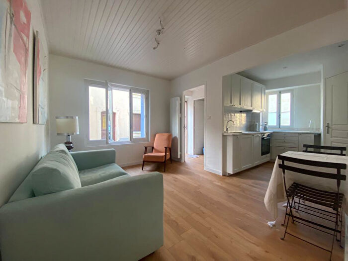 Maison à louer - Mudaison - 2 pièces - 1 chambre