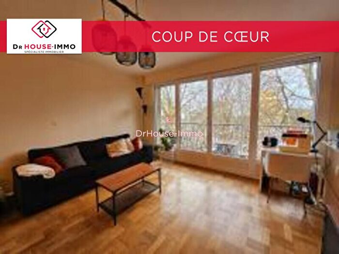 Appartement 4 pièces à vendre à Lille, Centre-ville, Euralille