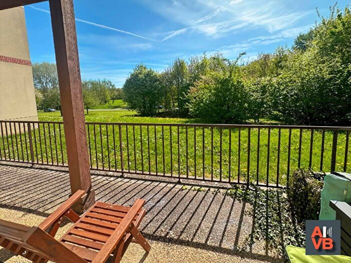 Appartement 3 pièces à Magny-le-Hongre, à vendre