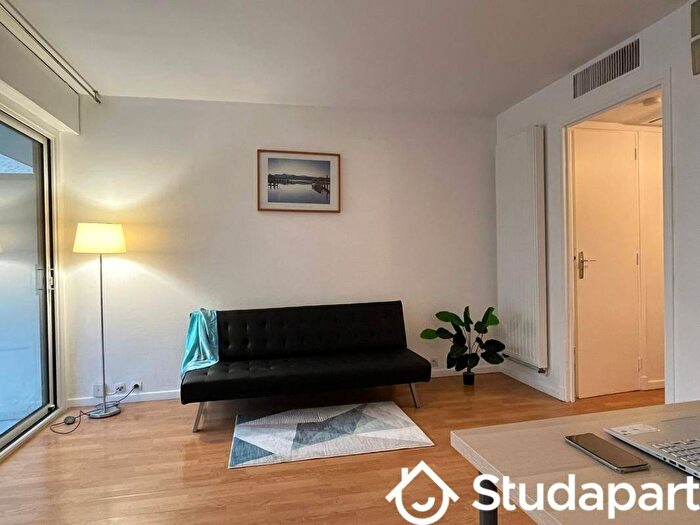 Appartement à louer - Hôtel de Ville, Courbevoie - 2 pièces