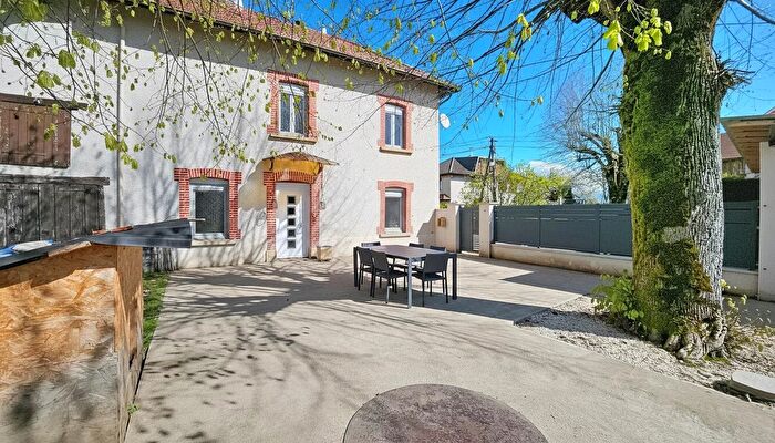 Maison 5 pièces à vendre à Les Abrets