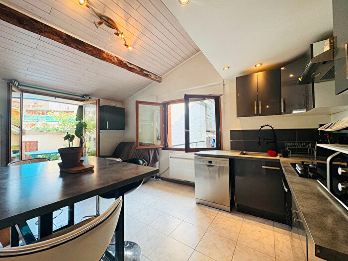 Maison à vendre - Tallard - 4 pièces - 3 chambres