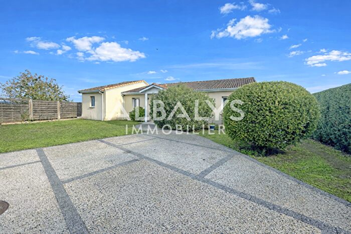 Maison à vendre - Vayres - 4 pièces - 3 chambres