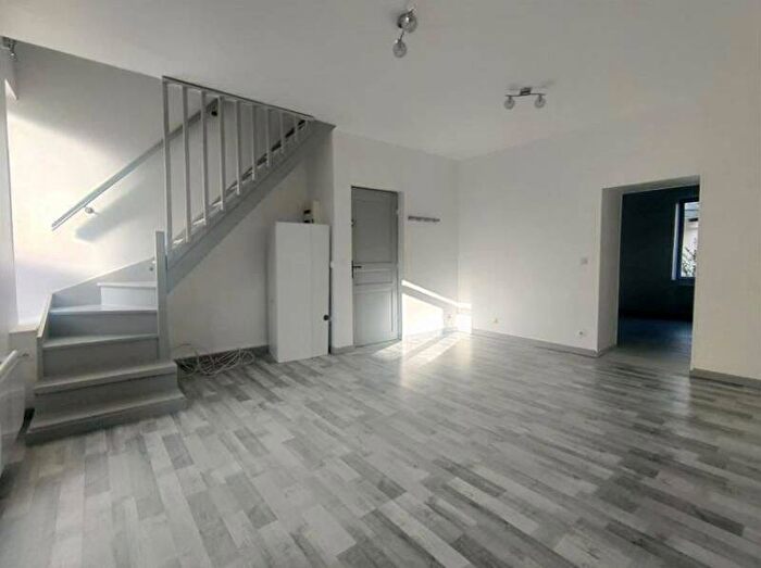 Appartement 3 pièces à louer à Ieme Zone, Commentry