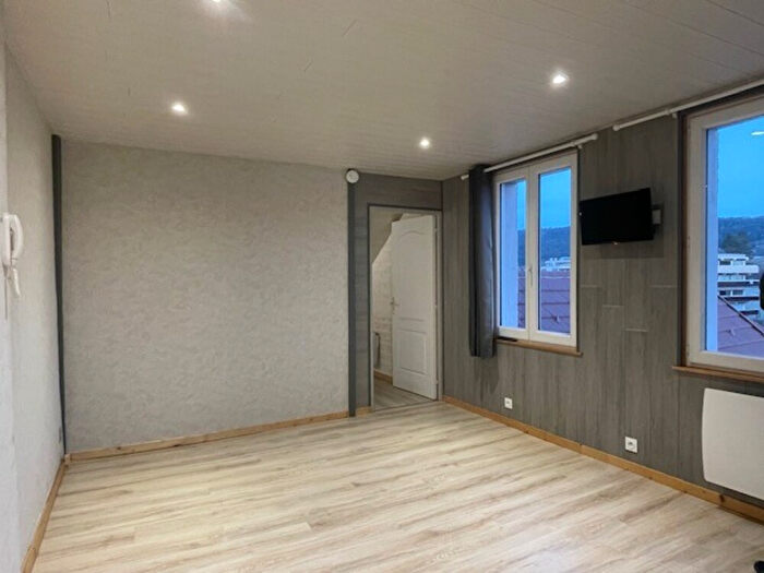 Appartement à louer - Pontarlier, Centre-ville - 1 pièce - 1 chambre
