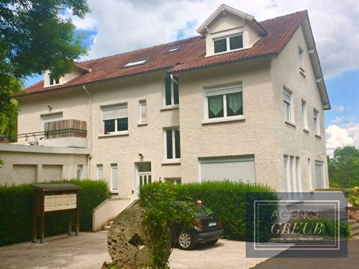 Appartement à louer - Saint-Jean-les-Deux-Jumeaux - 2 pièces - 1 chambre