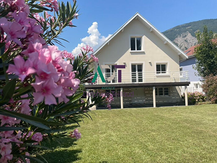 Maison à vendre - Corenc - 6 pièces - 4 chambres