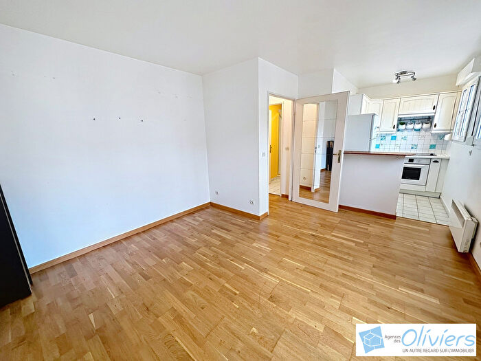 Voisins-le-Bretonneux : Appartement 2 pièces à vendre