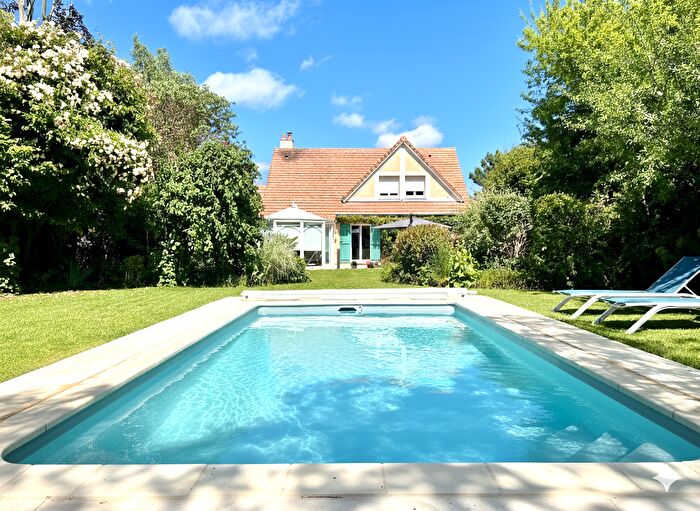 Maison à vendre - Magny-le-Hongre - 7 pièces - 4 chambres