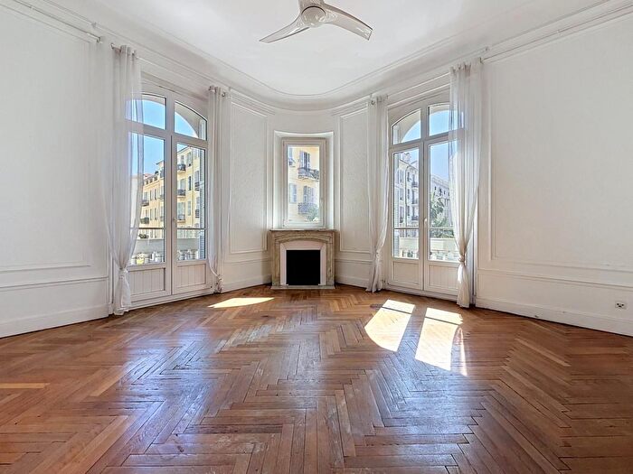 Appartement 4 pièces à vendre - Nice, Centre-ville