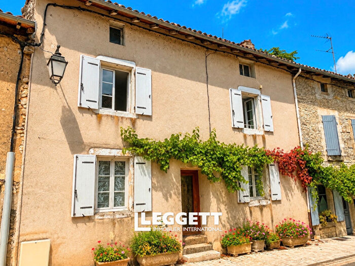 Maison 4 pièces à vendre à Verteuil-sur-Charente