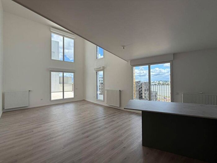 Bordeaux Sud : Appartement 6 pièces à louer