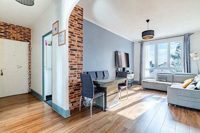 Appartement à vendre - Épinay-sur-Seine, Le Cygne dEnghien - 3 pièces - 2 chambres