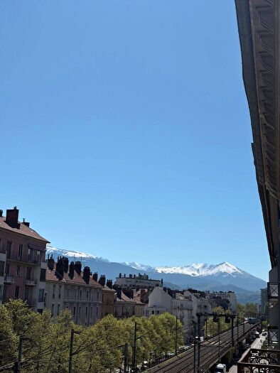Berriat-Ampere, Grenoble : Appartement 1 pièce à louer