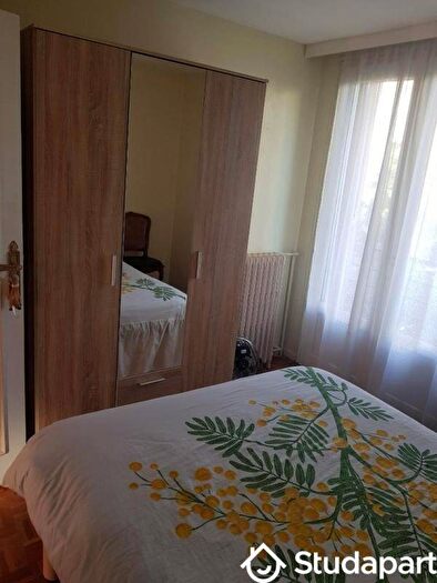 Appartement à louer - Le Fort, Vitry-sur-Seine - 1 pièce - 1 chambre