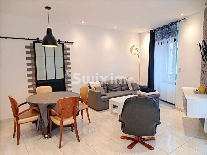 Appartement à louer - Bas et Centre, Hauts de Bienne - 5 pièces - 4 chambres