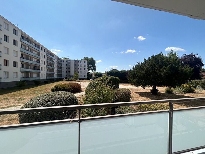 Appartement 4 pièces à vendre à Bois-d'Arcy, La Croix Blanche