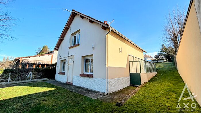 Maison à vendre - Fontenay-sur-Loing - 4 pièces - 3 chambres