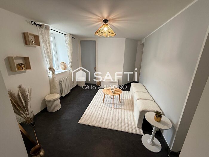 Maison à vendre - Morez - 8 pièces - 4 chambres