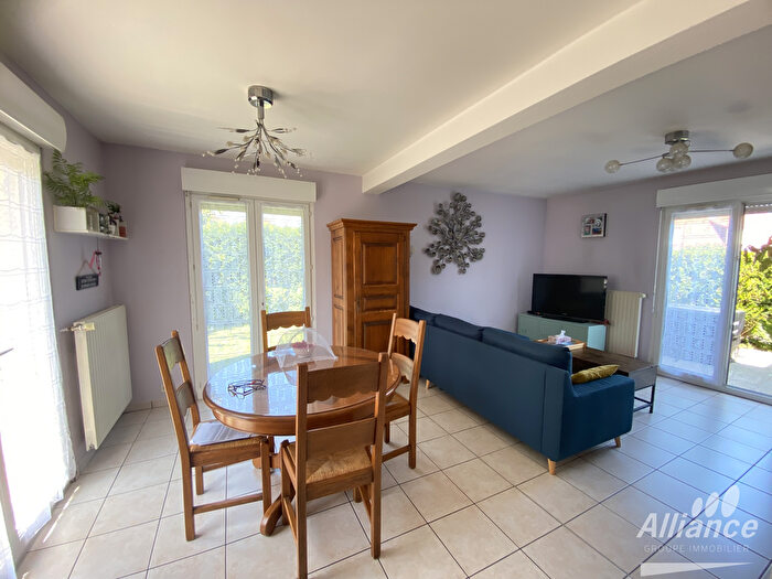 Maison à louer - Vieux-Charmont - 4 pièces - 3 chambres