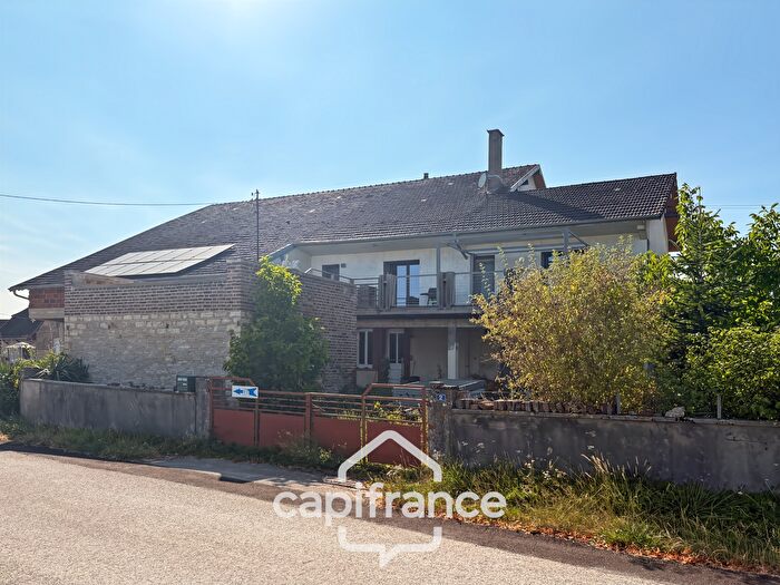 Cosges - Maison 6 pièces à vendre