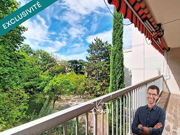 Tassin-la-Demi-Lune, Charles de Gaulle - Appartement 3 pièces à vendre