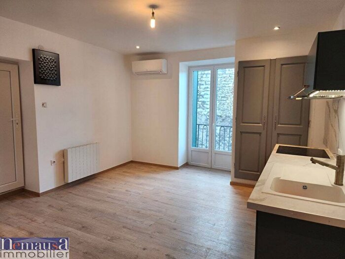 Appartement à louer - Nîmes - 2 pièces - 1 chambre