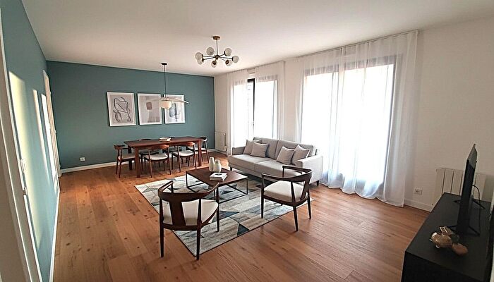 Appartement à vendre - Cran-Gevrier, Centre-ville, Le Vernay, Les Iles - 4 pièces - 2 chambres