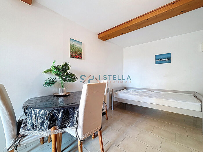 Appartement à louer - Calcatoggio - 2 pièces - 1 chambre