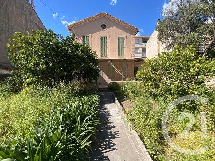 Maison 3 pièces à Toulon, Saint-Roch, à vendre