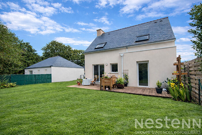 Maison à louer - Pluneret - 5 pièces - 4 chambres